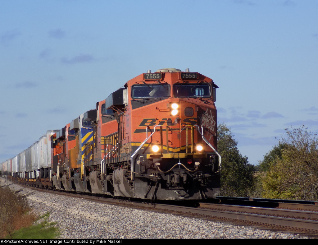 BNSF 7555